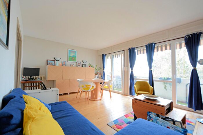 Appartement à vendre - Saint-Maur-des-Fossés - 3 pièces - 2 chambres