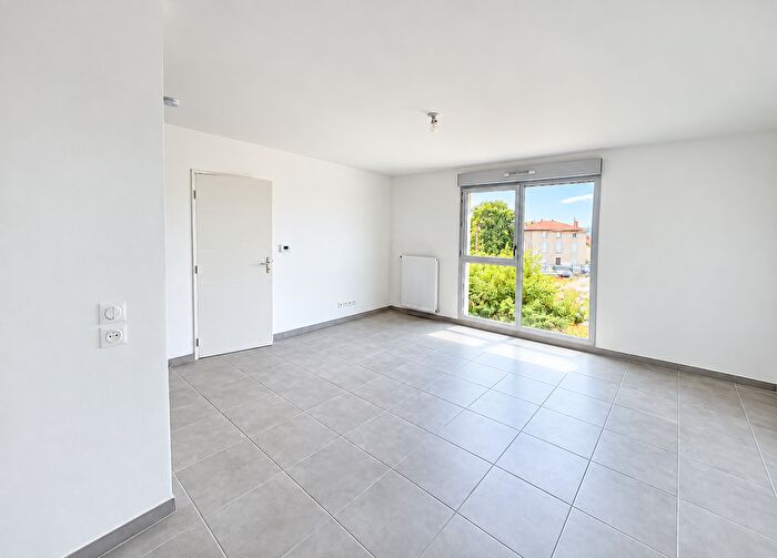Appartement 2 pièces à louer à Ternay