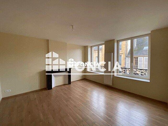 Gare Nord et Ouest, Charleville-Mézières : Appartement 2 pièces à louer