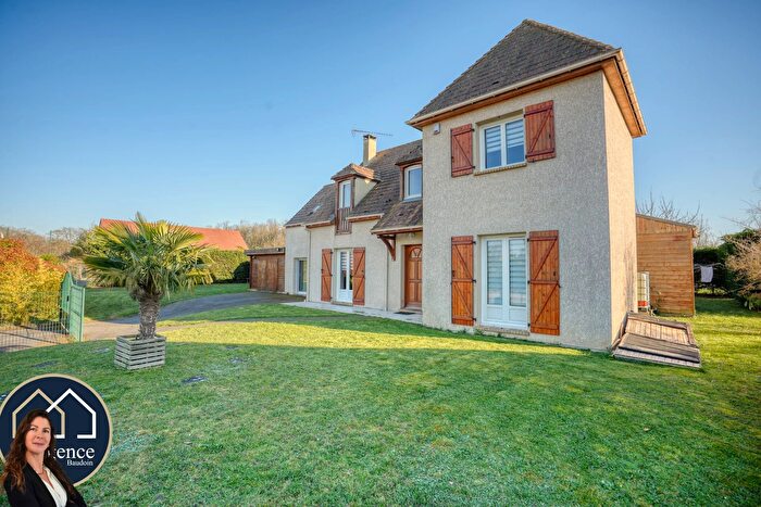 Houdan : Maison 7 pièces à vendre