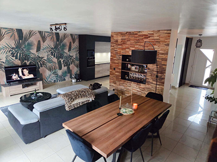 Maison à vendre - Thuilley-aux-Groseilles - 5 pièces - 3 chambres