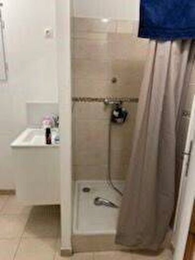 Camplanier, Nîmes - Appartement 1 pièce à louer
