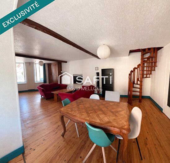 Maison 8 pièces à vendre à Tenay