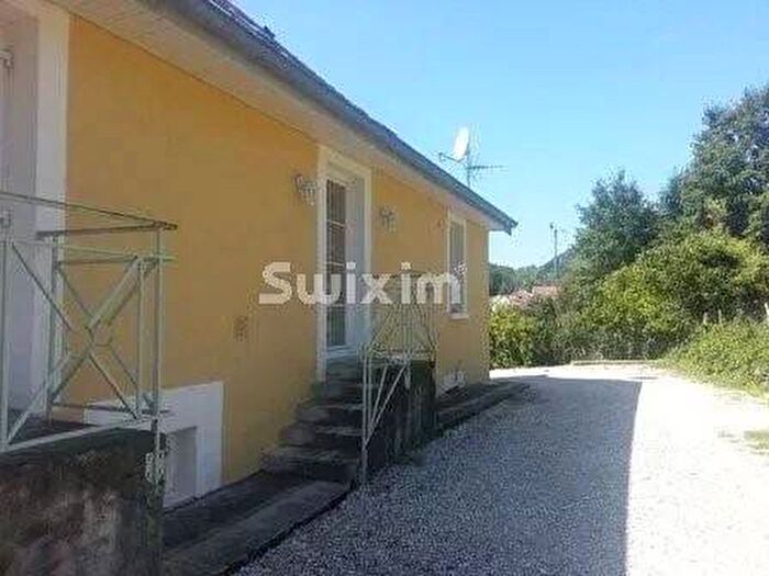 Appartement à louer - Salins-les-Bains - 5 pièces - 2 chambres