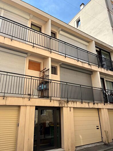 Appartement à louer - Bordeaux, Victoire, Sainte-Eulalie - 1 pièce