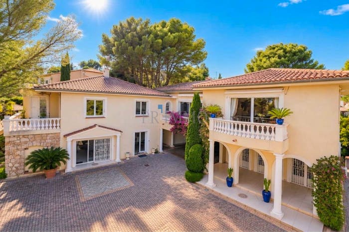 Maison 6 pièces à Fréjus, à vendre