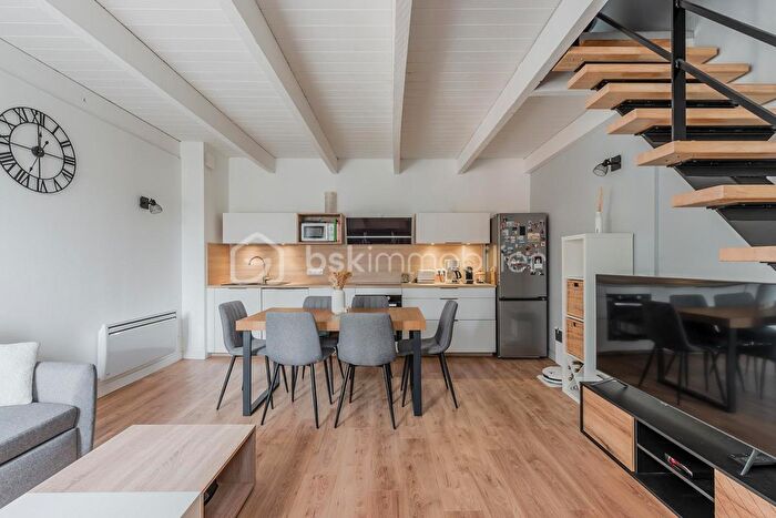 Appartement à vendre - Béligneux - 4 pièces - 3 chambres