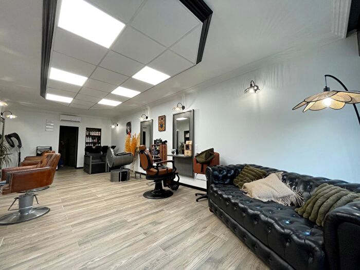 Maison à vendre - Le May-sur-Èvre - 8 pièces - 4 chambres