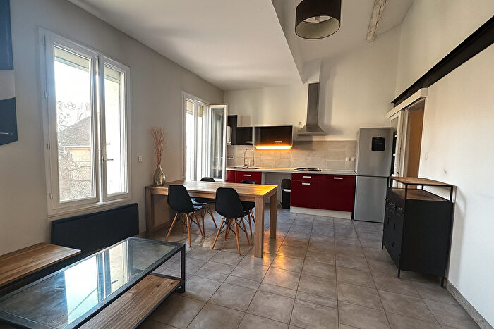 Appartement à louer - Nîmes, Saint-Césaire - 3 pièces - 2 chambres
