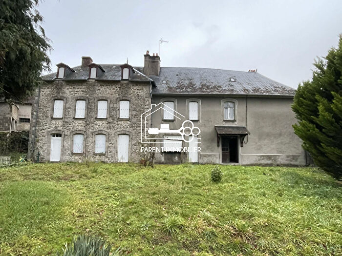 Maison à vendre - La Souterraine - 12 pièces - 10 chambres