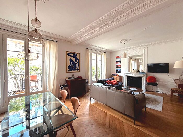 Paris 7ème, Breteuil - Appartement 4 pièces à vendre