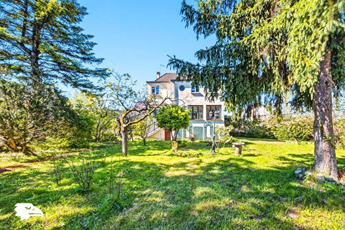Maison à vendre - Yerres, Gambetta, Brossolette, Belvédère - 6 pièces - 4 chambres