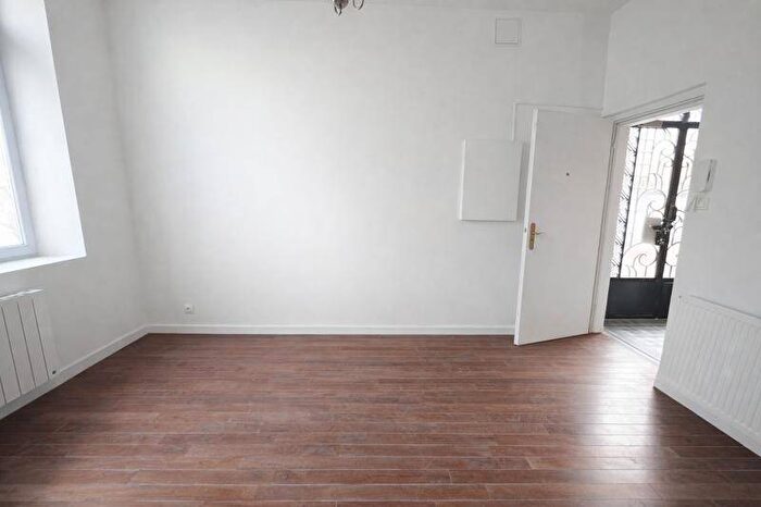 Appartement à louer - Rural Est, Tulle - 1 pièce