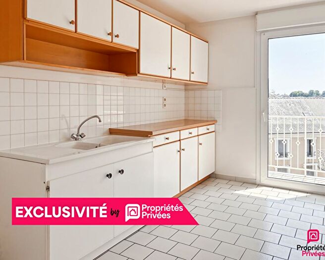 Sablé-sur-Sarthe, Centre-ville, Sillé le Guillaume - Appartement 5 pièces à vendre
