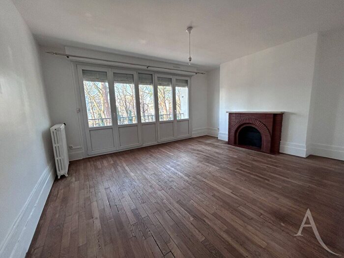 Appartement à louer - Centre Ville, Amiens - 3 pièces - 2 chambres