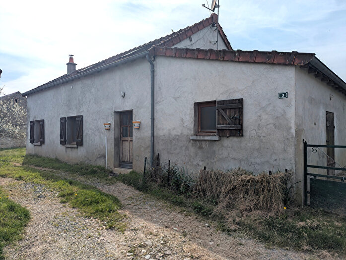 Maison à vendre - Thevet-Saint-Julien - 3 pièces - 1 chambre