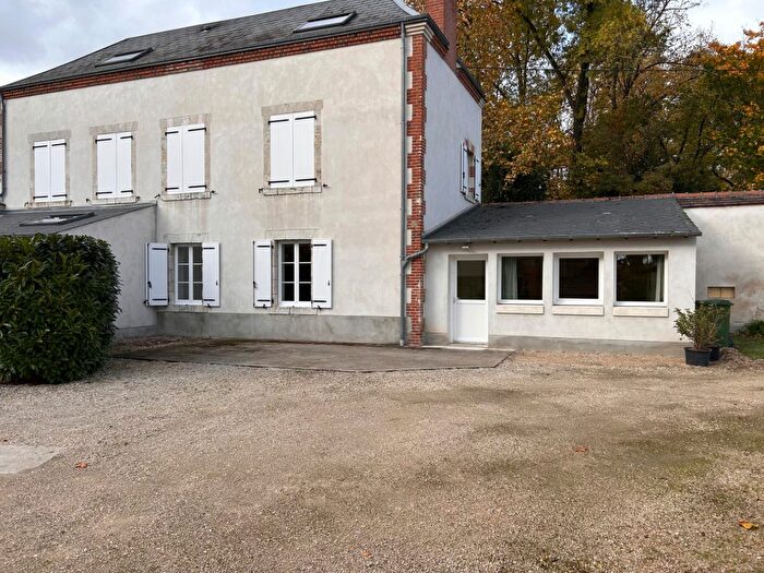 Maison à louer - Saint-Pryvé-Saint-Mesmin - 4 pièces - 3 chambres