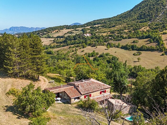 Vesc : Maison 9 pièces à vendre