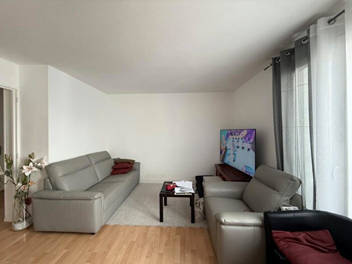 Orléans, La Croix Saint-Marceau, La Mouillère, Pré Pinson - Appartement 3 pièces à louer