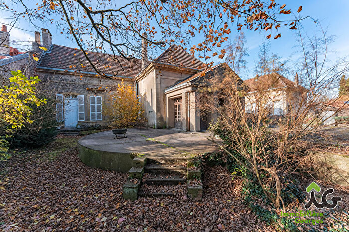 Maison à vendre - Jouy-aux-Arches - 12 pièces - 7 chambres