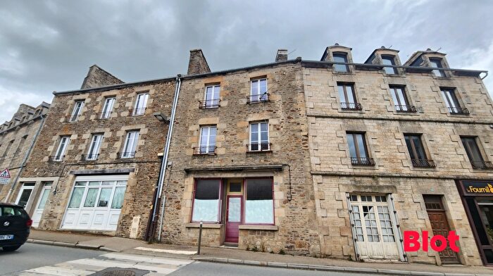 Maison à vendre - Corseul - 10 pièces - 3 chambres