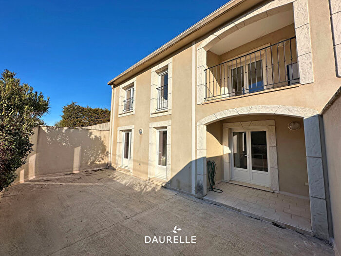 Appartement à vendre - Rognonas - 5 pièces - 4 chambres