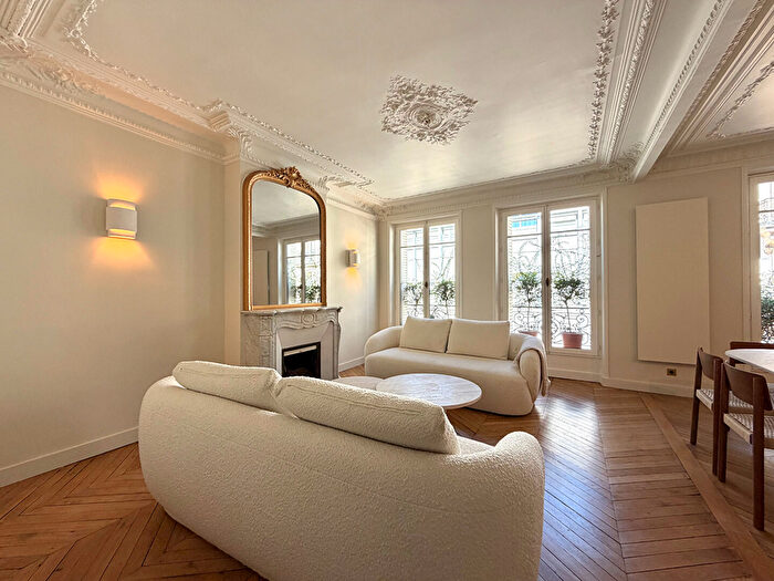 Appartement 3 pièces à louer - Paris 7ème, Saint-Thomas d'Aquin, Bac, Musée d'Orsay