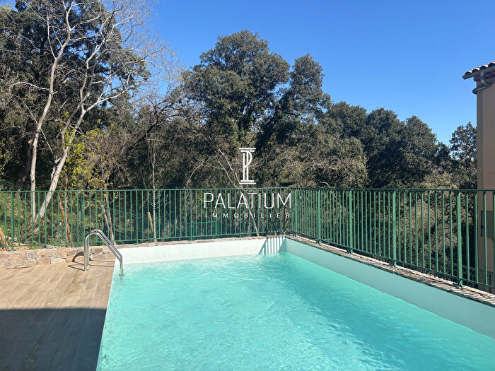 Appartement à vendre - Grimaud - 4 pièces - 3 chambres