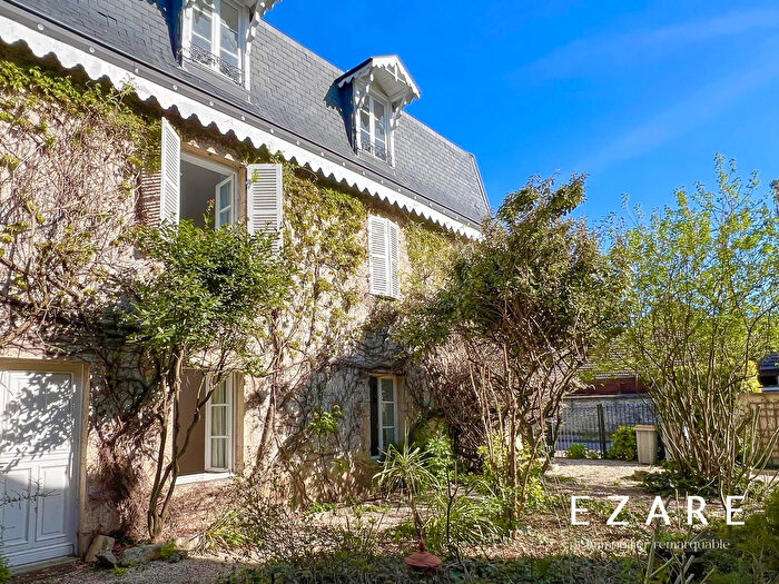 Maison à vendre - Champagne-sur-Vingeanne - 12 pièces - 8 chambres