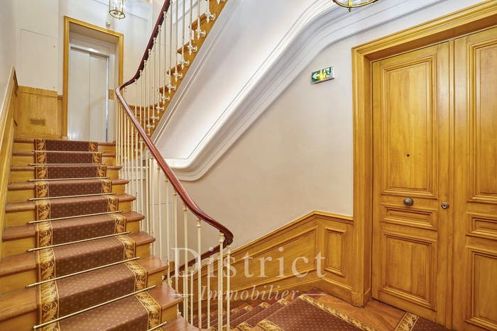 Appartement 3 pièces à Paris 8ème, Triangle d'Or, à vendre