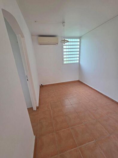 Appartement à vendre - Les Abymes - 2 pièces - 1 chambre