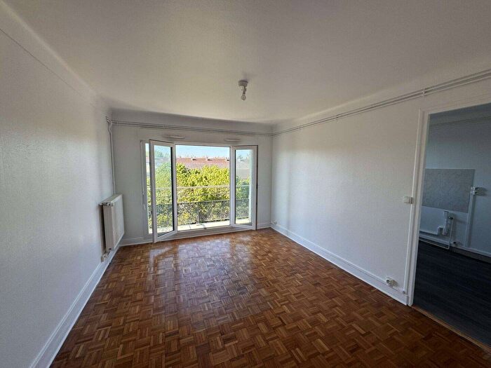 Les Mûriers, Saint-Maur-des-Fossés : Appartement 2 pièces à louer