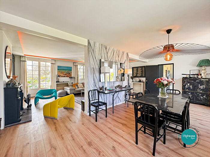 Maison à vendre - Mennecy, Verville, Bois des Mares, Charles de Gaulle - 8 pièces - 6 chambres