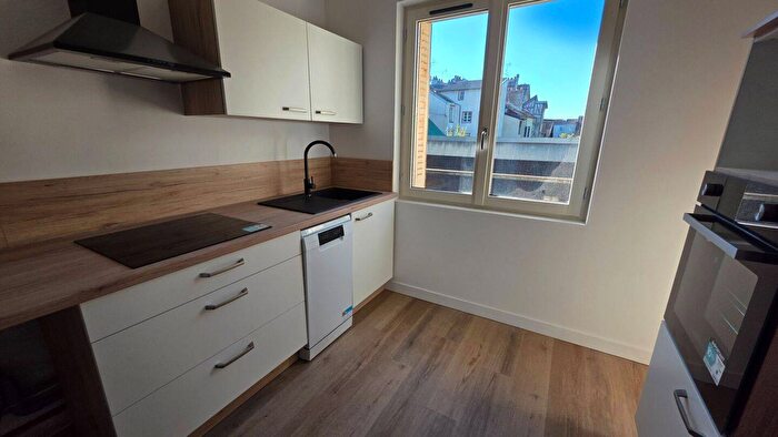 Appartement à louer - Cathédrale, Troyes - 3 pièces - 2 chambres