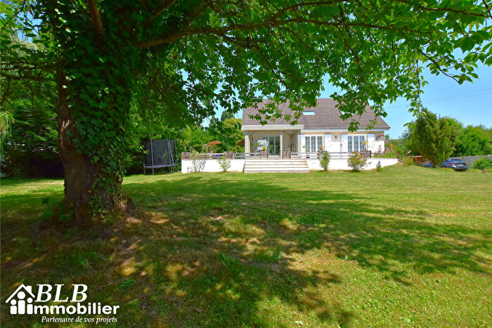 Maison à vendre - Le Perray-en-Yvelines - 8 pièces - 5 chambres