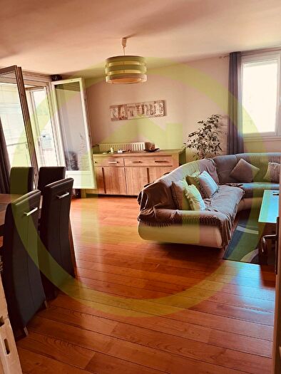 Appartement à vendre - Orléans, Soleil Levant, Champ de Mars - 4 pièces - 3 chambres