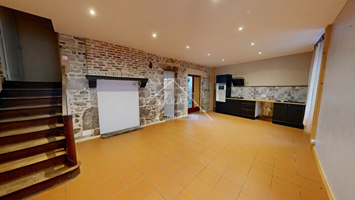 Maison à vendre - Auzances - 8 pièces - 5 chambres