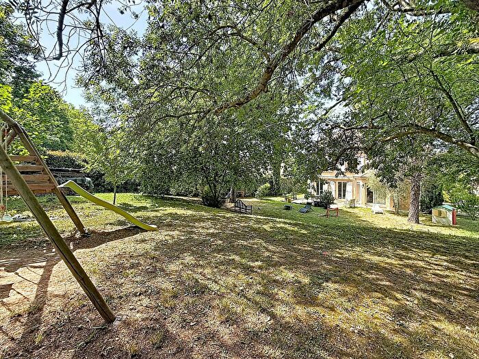 Maison 7 pièces à Villecresnes, à vendre