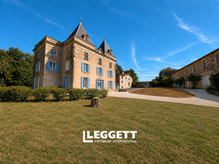 Maison 15 pièces à vendre à Exireuil