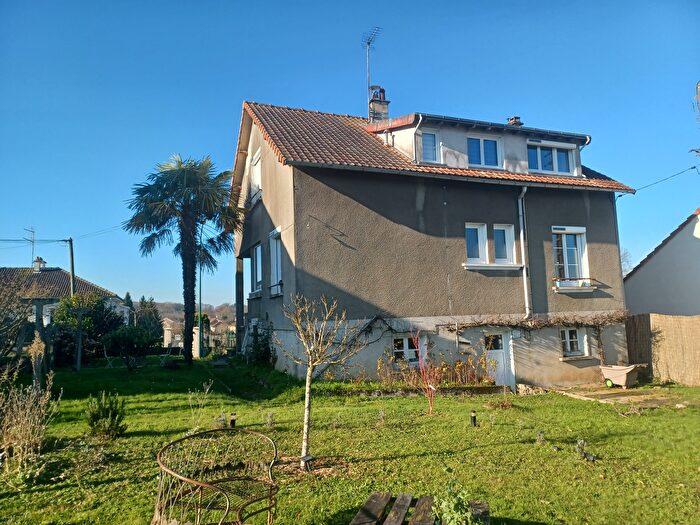 Maison à louer - La Souterraine - 5 pièces - 3 chambres