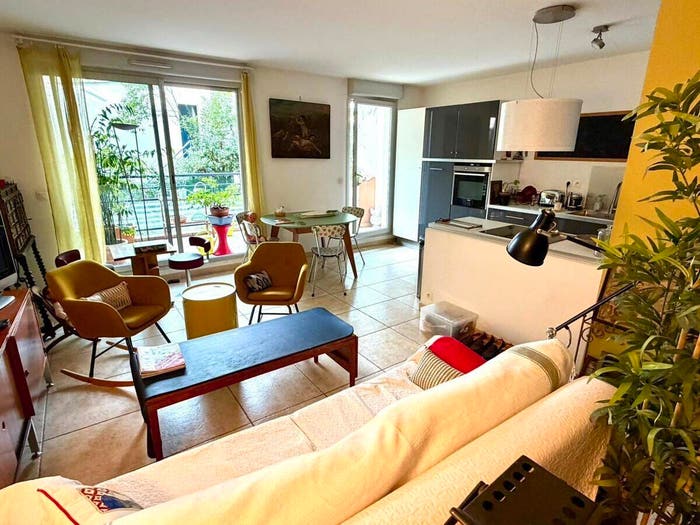Périer, Marseille 8ème arrondissement : Appartement 3 pièces à louer