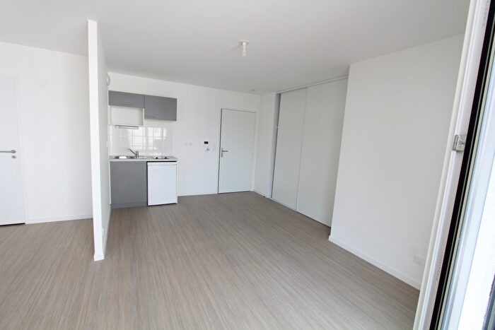 Appartement 1 pièce à Saint-Nazaire, Nord, à louer