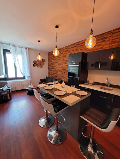 Appartement à louer - Carcassonne, Cité Médiévale, Barbacane, Trivalle - 2 pièces - 1 chambre