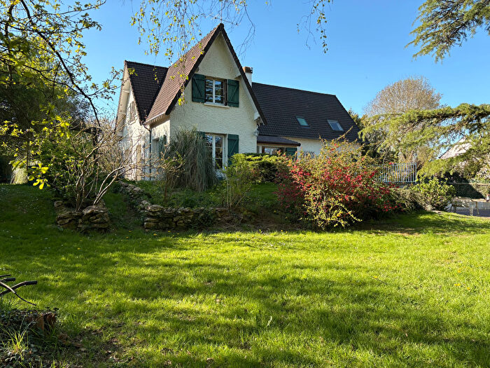 Maison à vendre - Forges-les-Bains - 8 pièces - 6 chambres