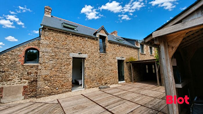 Saint-Coulomb - Maison 4 pièces à vendre