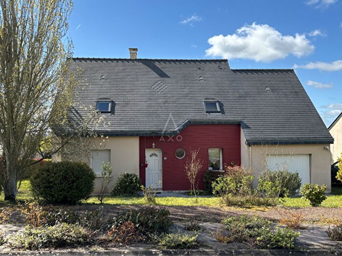 Maison 6 pièces à Saint-Denis-d'Anjou, à vendre