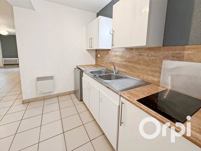 Appartement à louer - Le Pouzin - 2 pièces - 1 chambre