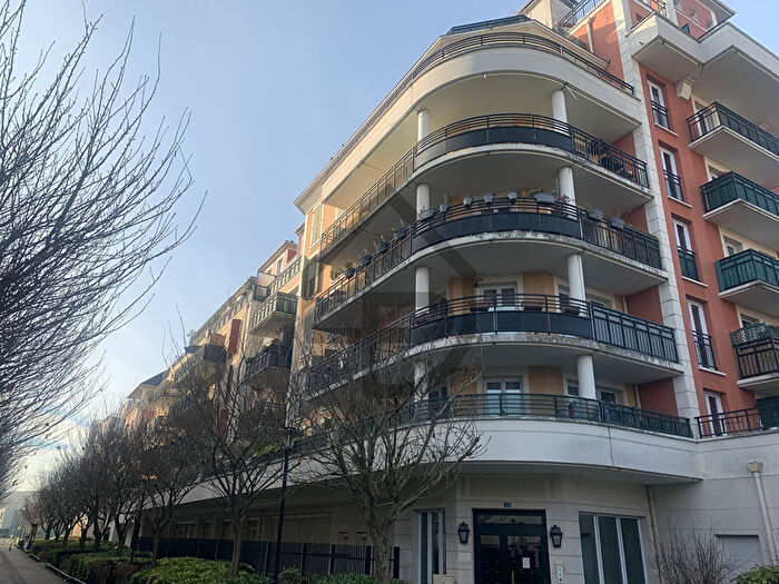 Appartement à vendre - Villeneuve-la-Garenne, Est - 1 pièce
