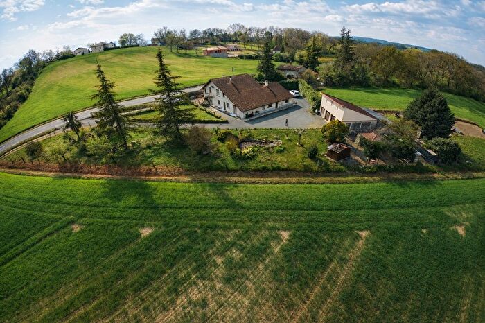 Labessière-Candeil : Maison 9 pièces à vendre