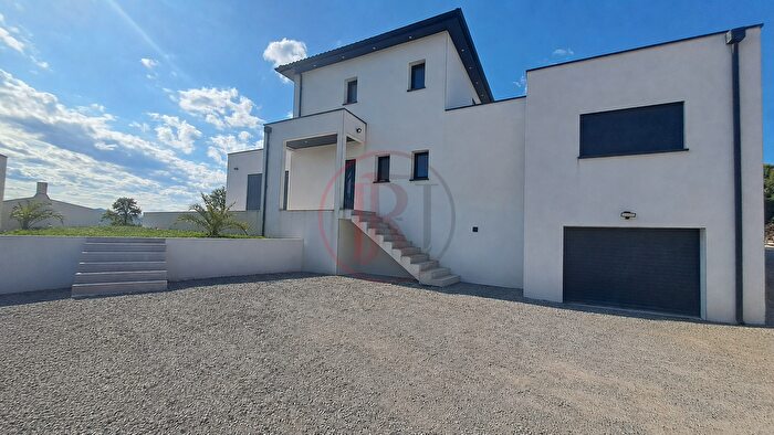Maison 6 pièces à vendre - Saint-Julien-les-Rosiers